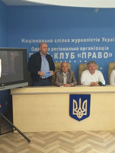 Александр Сивак