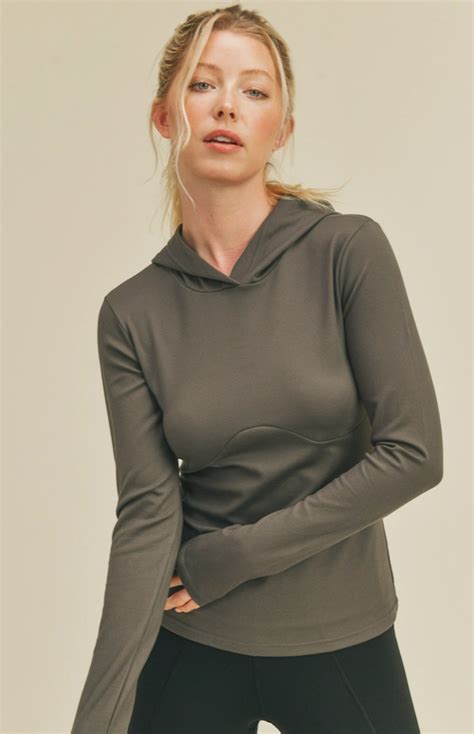 Long Sleeve Contour Runner Hoodie 20 Code Welovesales