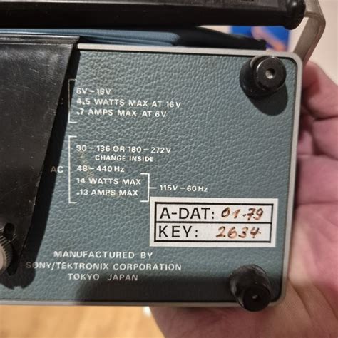 Restoring A Vintage Tektronix 323