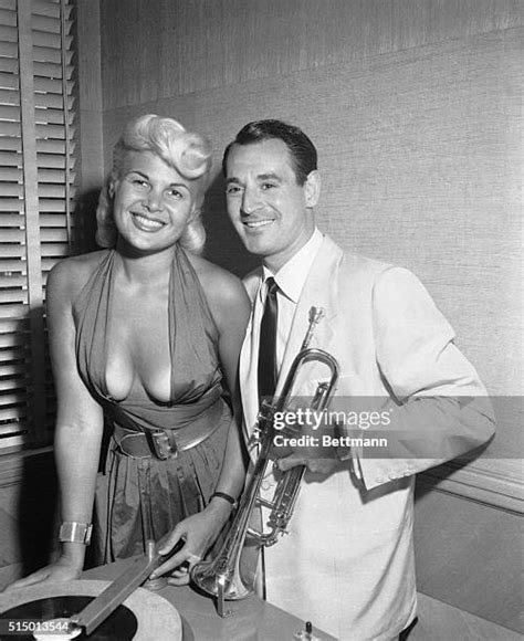Gloria Pall Hollywood Model Is Known As Miss Clevage Of 1952