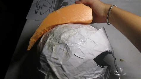 КАК СДЕЛАТЬ ШЛЕМ ИЗ БУМАГИ Youtube