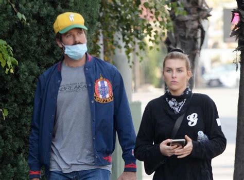 La Ex De Armie Hammer Paige Lorenze Revela Secretos De Su Relación