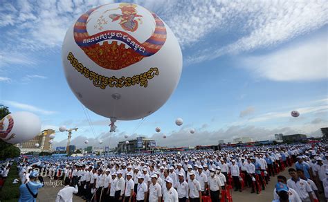 Election Campaigning Kicks Off In Phnom Penh With Massive Cpp Rally