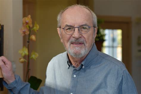 Ep 199 Thomas Moore — How Can Emptiness Make Your Life More Fulfilling Seth J Gillihan