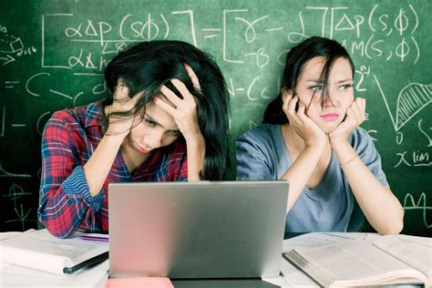 Common Problems Students Face In College