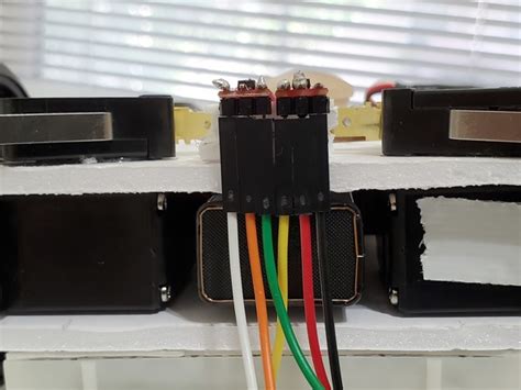 how to make an autonomous line following robot arduino
