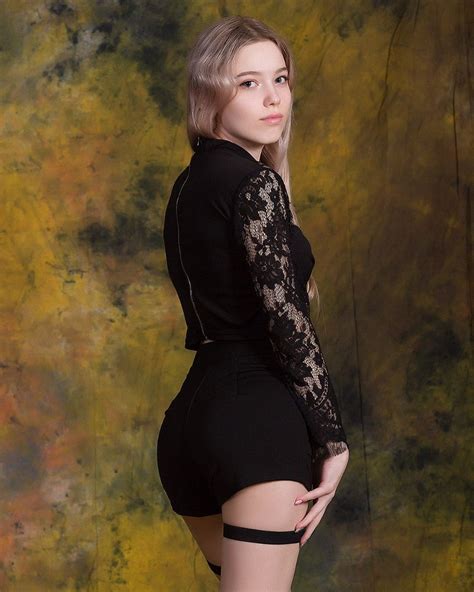 Mentions Jaime Commentaires Tori Rus Tori Rus Sur Instagram DaftSex HD