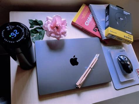 Medini Bhat On Linkedin Proudtobeidfcfirstemployee Oneyearatidfc