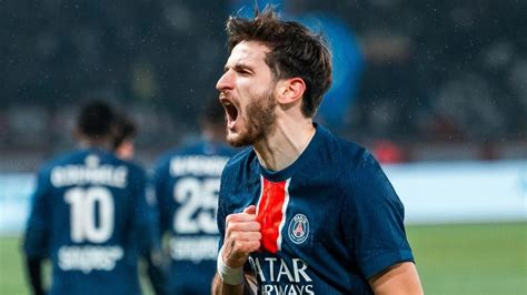 ხვიჩა კვარაცხელიას სადებიუტო და ბრწყინვალე გოლი პსჟ ში Video