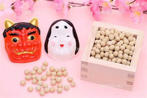 節分 豆まき 写真素材 2915055 フォトライブラリー Photolibrary