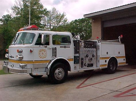 17 Best Images About Vintage Fire Trucks On Pinterest App Trucks And