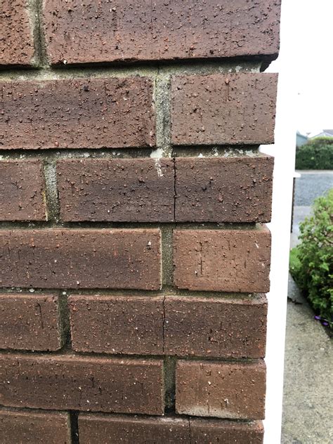 Crack In External Brickwork Roofline To Dpc Diynot Forums
