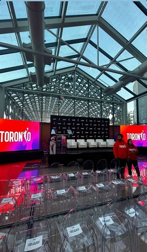 Betonwomen Maxwell Abrahams 11 Comments