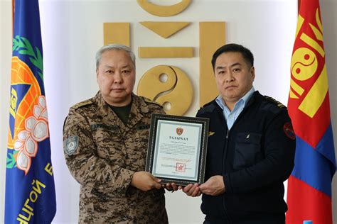 Зудын гамшигт нэрвэгдсэн малчдад УБТЗ “ХНН” 500 сая төгрөгийг хандивлав