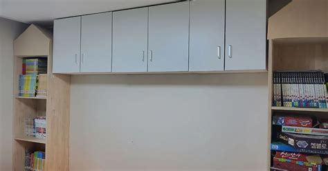 조립장이3개이고 설치해야 하는 벽이 콘크리트라서 타공이 힘드셨을텐데 땀까지 흘려가며 애써주셨어요 감사합니다 숨고 숨은고수