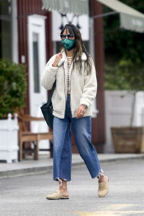 Jordana Brewster Street Style Out For A Morning Coffee Run In