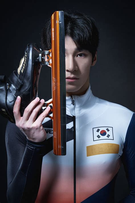 치킨 왕자 황대헌 Bts Rm에 감동 블랙핑크 제니 응원 신기 중앙일보