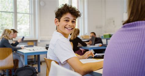 Szerbiában úgy Tiltakoznak A Tanárok Hogy Minden Diák Kapott Egy ötöst