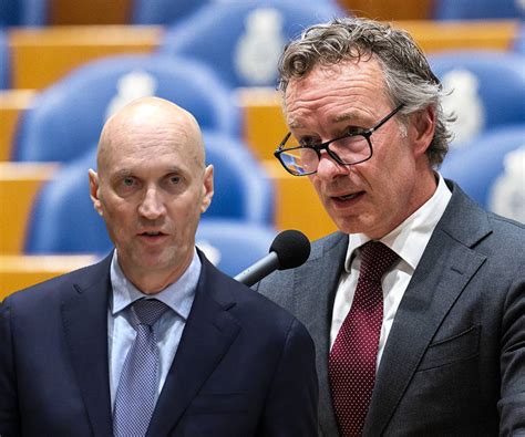 Ministerie Van Volksgezondheid Moet Omt Opnames Verschaffen Na