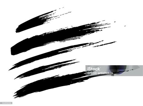 손으로 그린 그런 지 경사 브러쉬 스트로크의 집합입니다 페인트 브러시 비행 얼룩 검은 색 수채화 라인입니다 스케치 배너를 낙서합니다 벡터 일러스트레이션 건조한에 대한 스톡