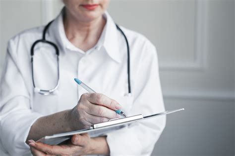 The Role Of Endoscopy In Early Diagnosis Of Digestive Issues