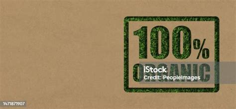 유기 농업 식품 및 표지판을위한 지속 가능성 지구 또는 녹색 환경을위한 친환경 라이프 스타일 식물 건강 또는 지속 가능한 개발 여유 공간이 있는 농업 로고에 라벨 0명에