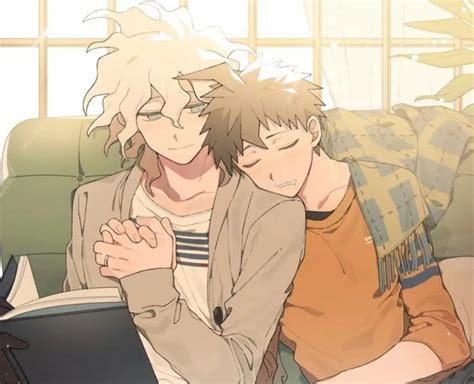 [danganronpa 2] Nagito Watching His Sleep Husband Scrolller