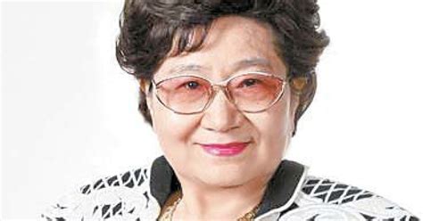 [2022 올해의 우수브랜드 대상 1위] 내과·피부과 노화 관리 전문