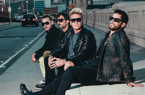 Papa Roach On ‘growing As People And Starting A Record Label Behind The