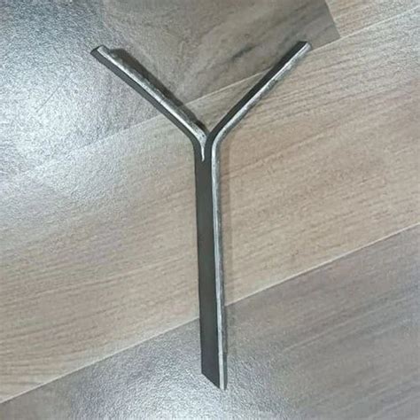 Y Shape Anchor At ₹ 10 Piece वाई एंकर In Mumbai Id 2854033150497