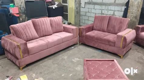 Loose Pillow Model 32 Box Sofa Set In Starf Furniture Sofa And Dining