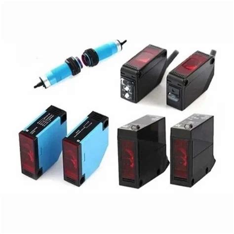 Omron Blackblue Diffuse Reflective Photoelectric Sensor For Object