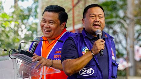 Together Again Siblings Jv Ejercito Jinggoy Estrada Make It To Senate
