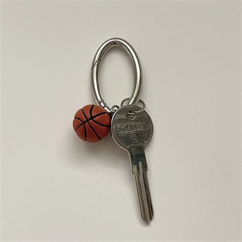 먼스데이 농구공 스포츠 키링 카라비너 세트 위시버킷