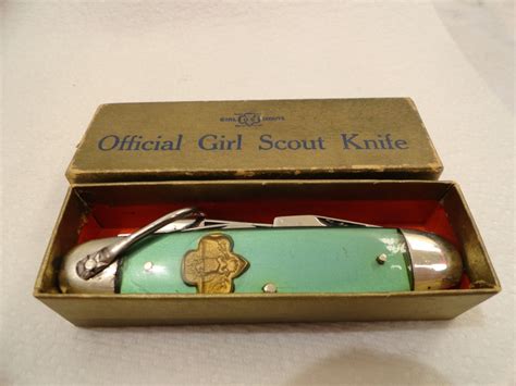 Girl Scouts With Knives Girl Scouts With Knives