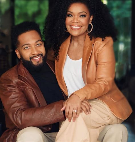 Yvette Nicole Brown And Anthony Davis Wedding