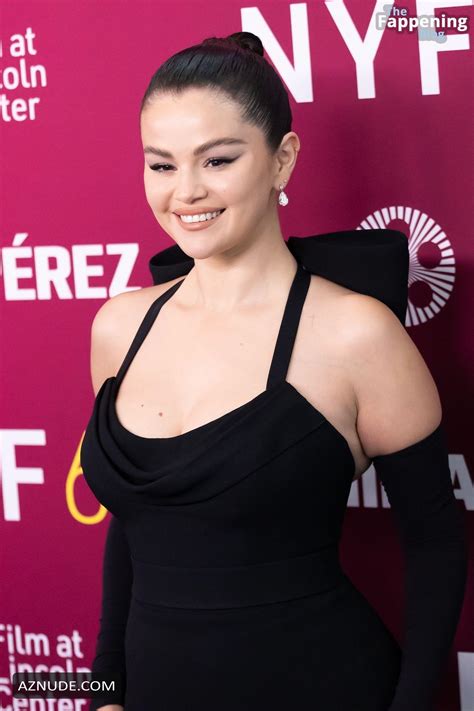 Selena Gomez Sexy Shows Off Her Sultry Figure Wearing A Fabulous Black Dress At The Emilia Prez