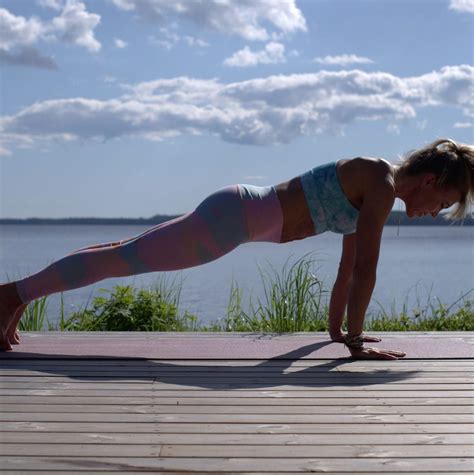 The Difference Between Training Abs And Core Yourdailysportfix Com