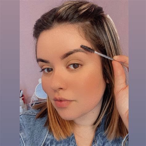 Photo Posted By T H A M M Y L O U R E N O Thammy Sobrancelhas