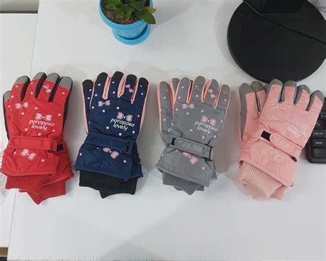 قیمت و خرید دستکش بچه گانه ضد آب دخترانه جدید