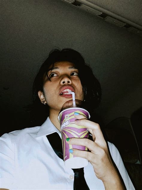 Aesthetic Slurpee Walking Poses Pose Reference Anime Poses Reference