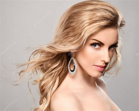 Beauty Portrait Woman Blue Eyes Natural Makeup Stock Photo Evgenij