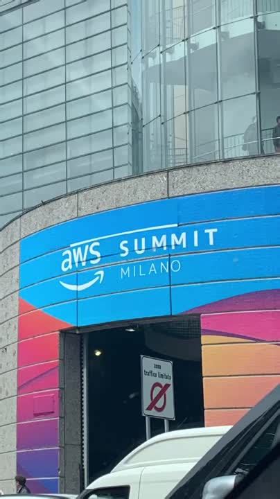 Video Derval Oneill On Linkedin Awssummit Ai Digitaltransformation Innovation