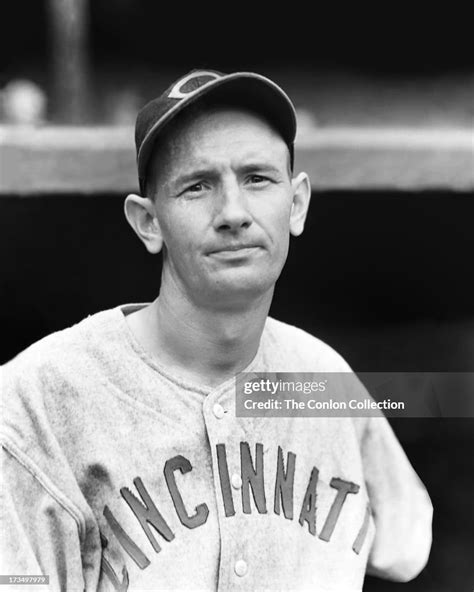 A Portrait Of Witt O Guise Of The Cincinnati Reds In 1940 News Photo