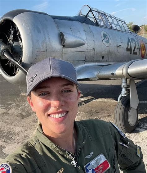 Who Was Devyn Reiley Two Time Super Bowl Champ Bruce Collies Pilot Daughter Killed In Plane