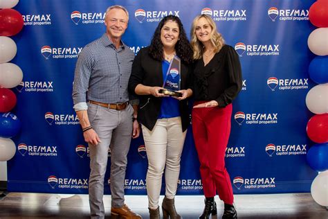 Tara Nelson Remax Manager Of The Year For Wyoming Cheyenne Wyoming