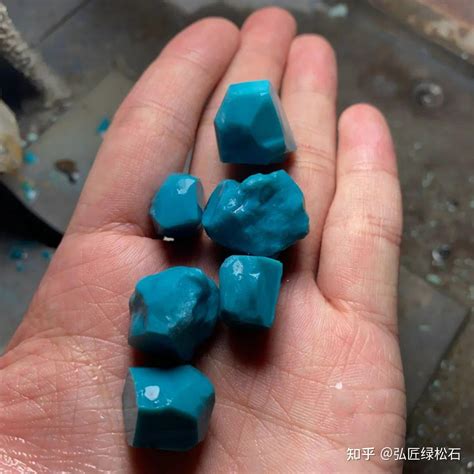 10年经验告诉你：绿松石为什么可以盘变色？怎么盘玩才能更好看？ 知乎