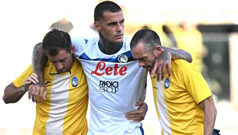 Шок во Бергамо Тешка повреда на Скамака