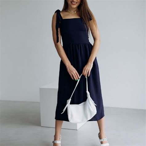 Сукню — ціна 590 грн у каталозі Довгі сукні Купити жіночі речі за доступною ціною на Шафі