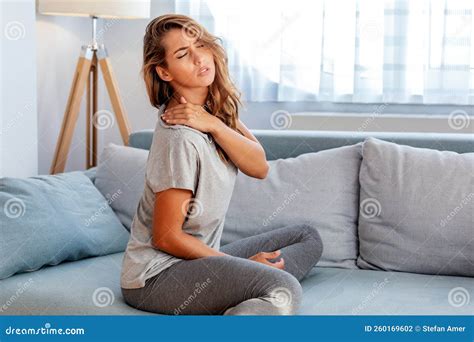 Pain In The Shoulder Upper Arm Pain People With Body Muscles Problem Healthcare And Medicine